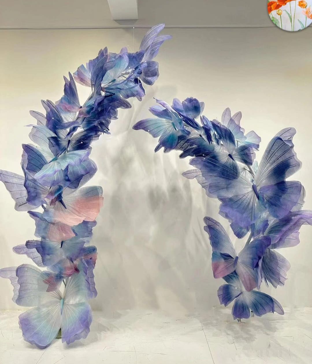 Butterfly arch – Rosy Events Hire